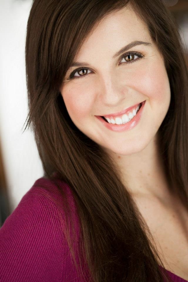 Laura - Black